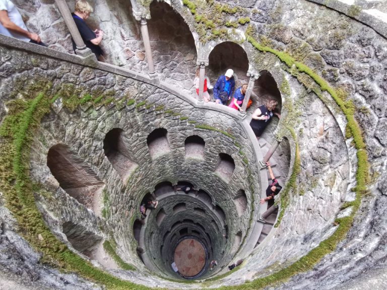 Visitare Sintra a piedi: cosa vedere in un giorno | A Piedi il Mondo